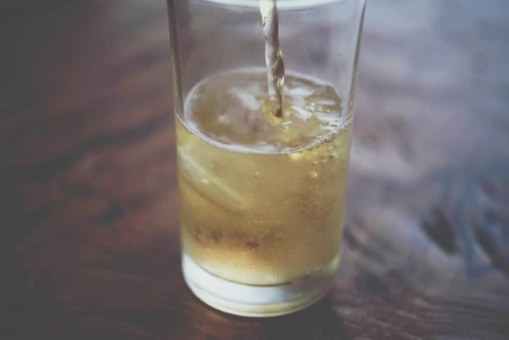 7 And 7 Cocktail Recipe - Bourbon And Boots
